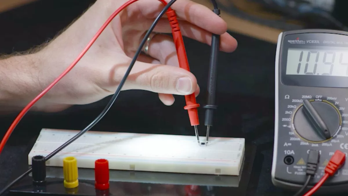 آموزش رایگان - پایه های الکترونیک: دستگاه های نیمه هادی